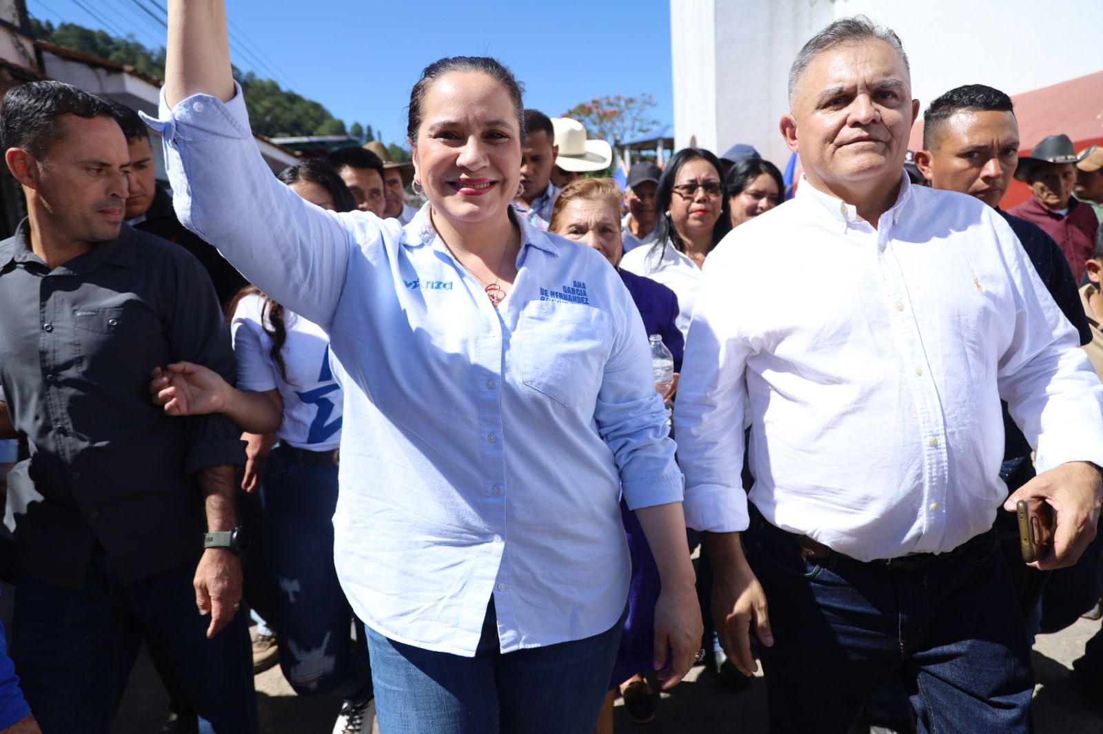 Ana García recibe multitudinario apoyo en Colomoncagua, Intibucá
