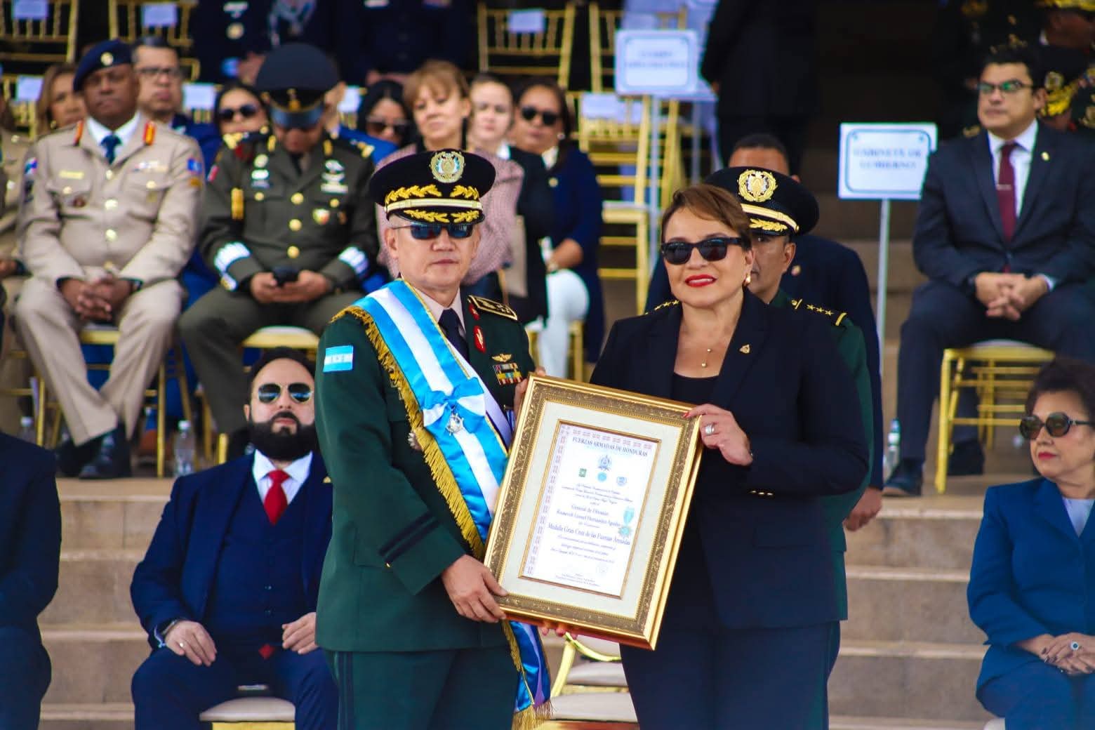 General Roosevelt Hernández se despide de la jefatura de las Fuerzas ...